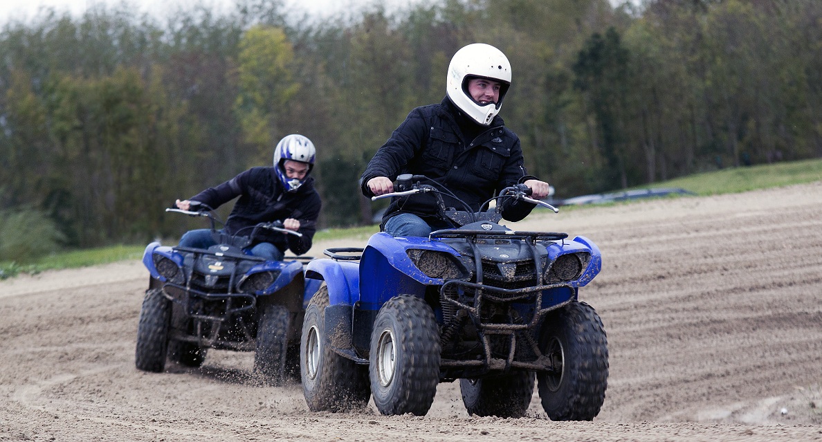 Quad rijden (2) - Dorhout Mees